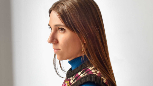 La identidad que da voz a las mujeres diseñadoras. Entrevistamos a Alba ...